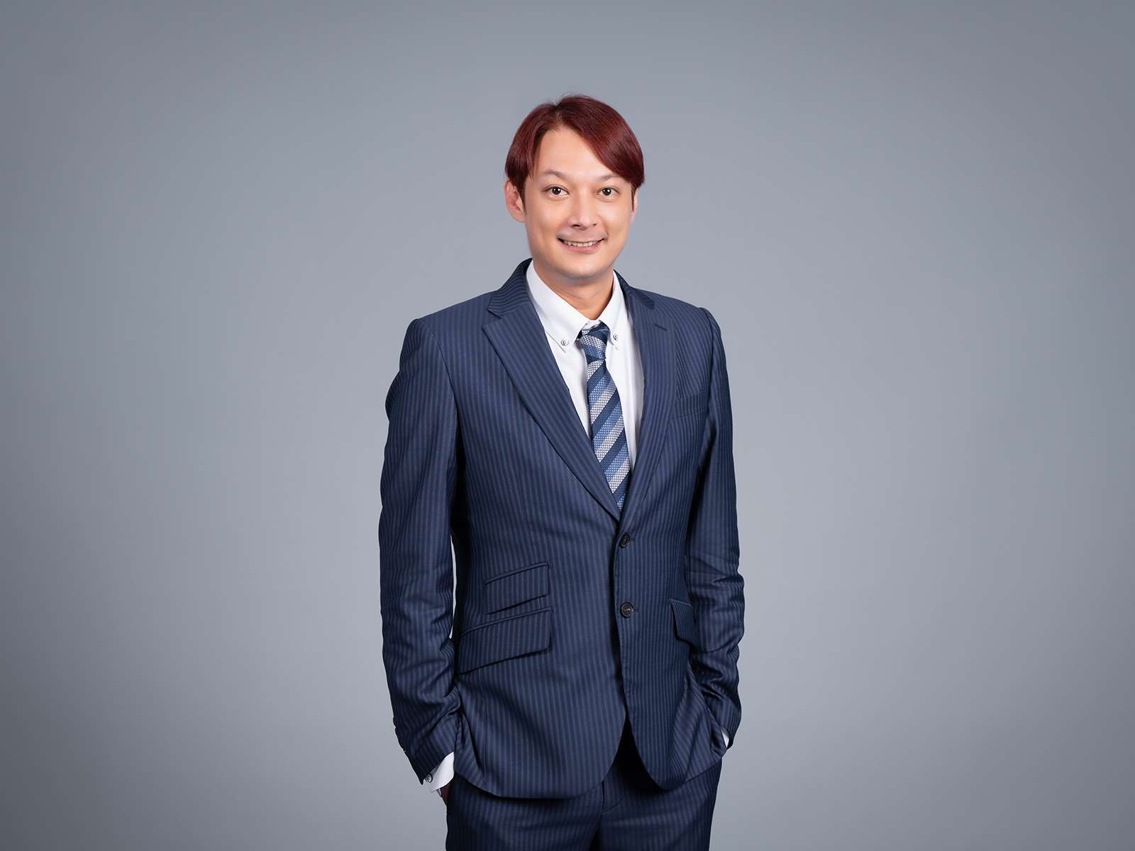 LECTURER